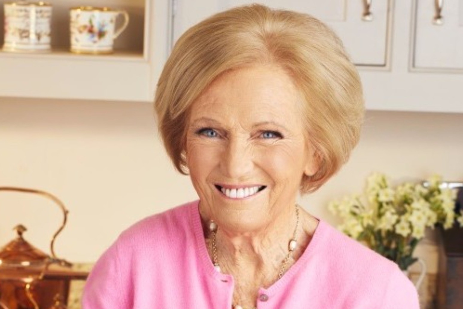 Mary Berry reveals she underwent surgery for broken hip | Radio NewsHub