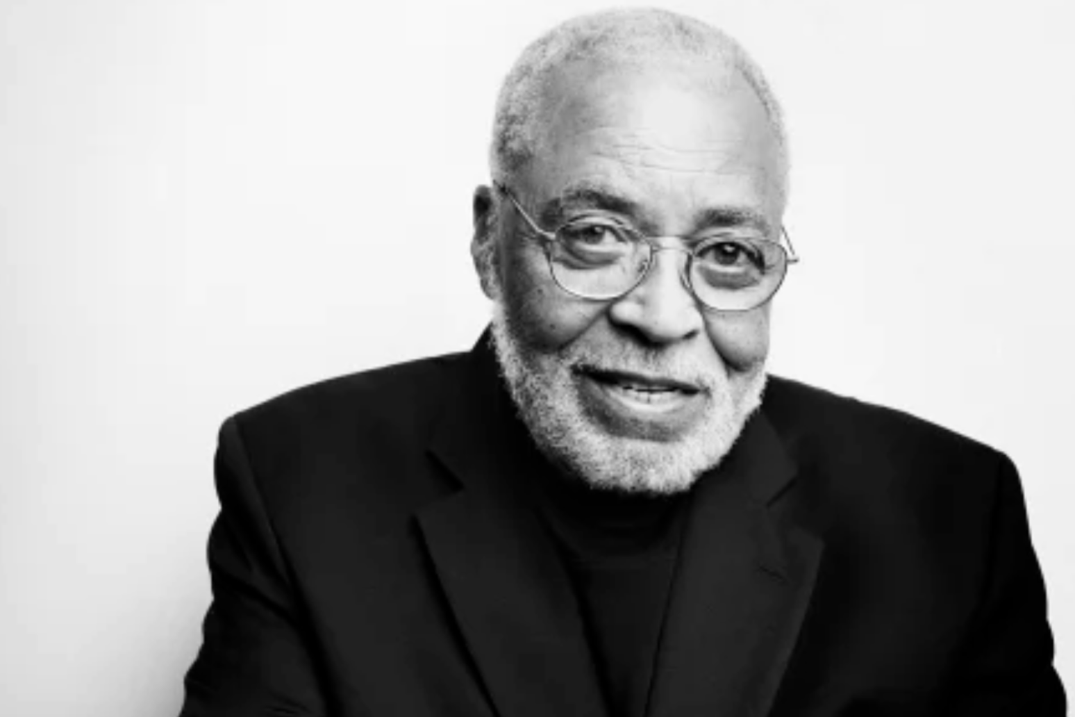 James Earl Jones, voice of Darth Vader, dies aged 93 | Radio NewsHub